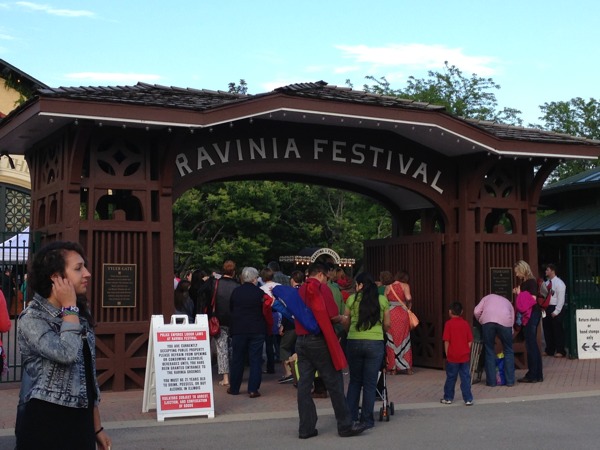 Picnic at Ravinia Park | Hippie Urbanites